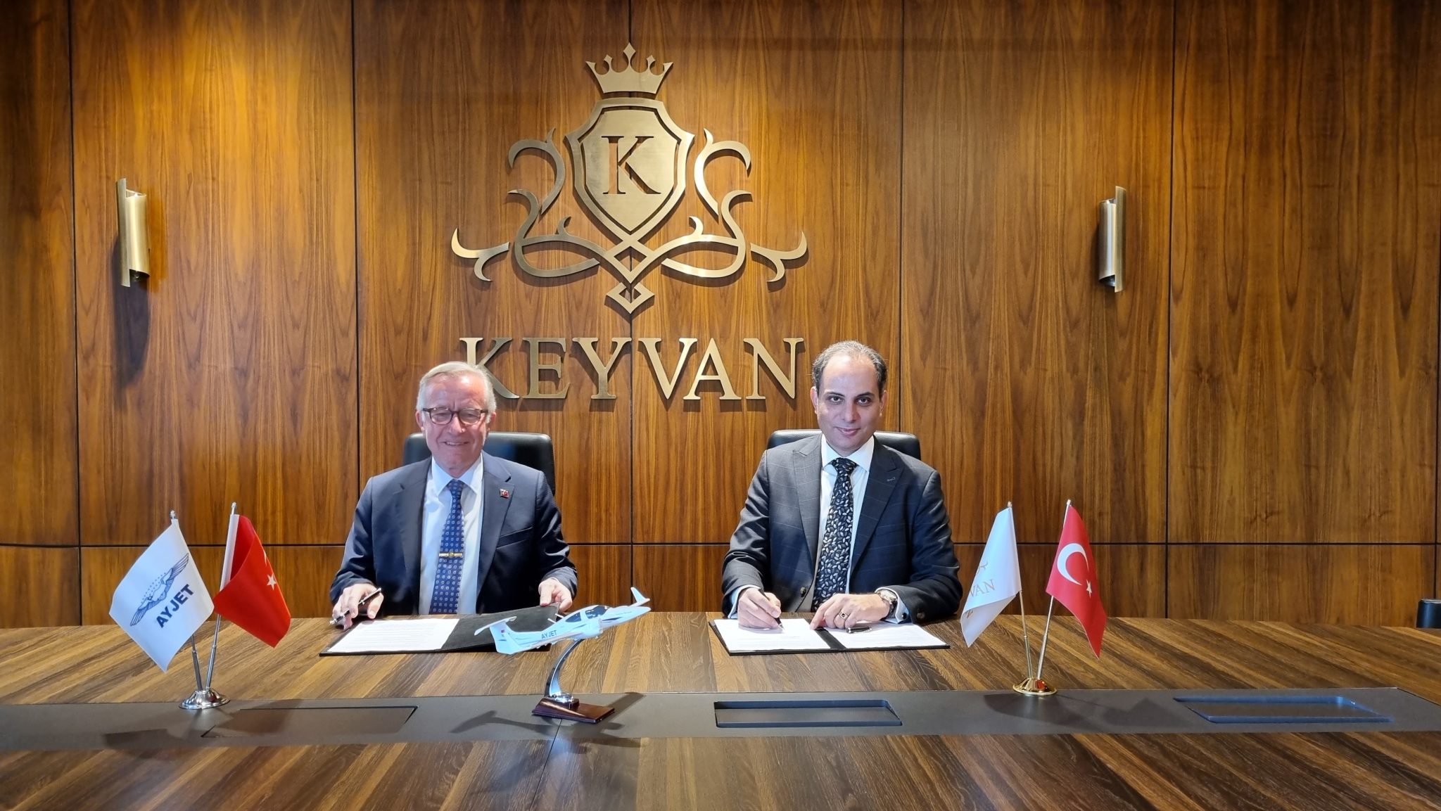 KEYVAN Aviation and AYJET signed a cooperation - KEYVAN Aviation ...
